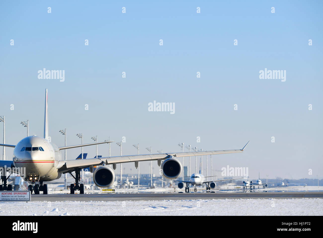 Etihad, A 340, aircraft, a/c, airplane, plane, wing, taxiway, runway ...