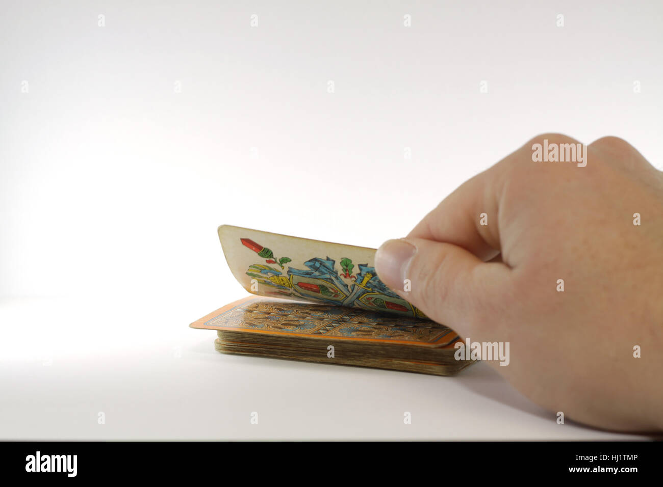 Old fashioned playing cards hi-res stock photography and images - Alamy