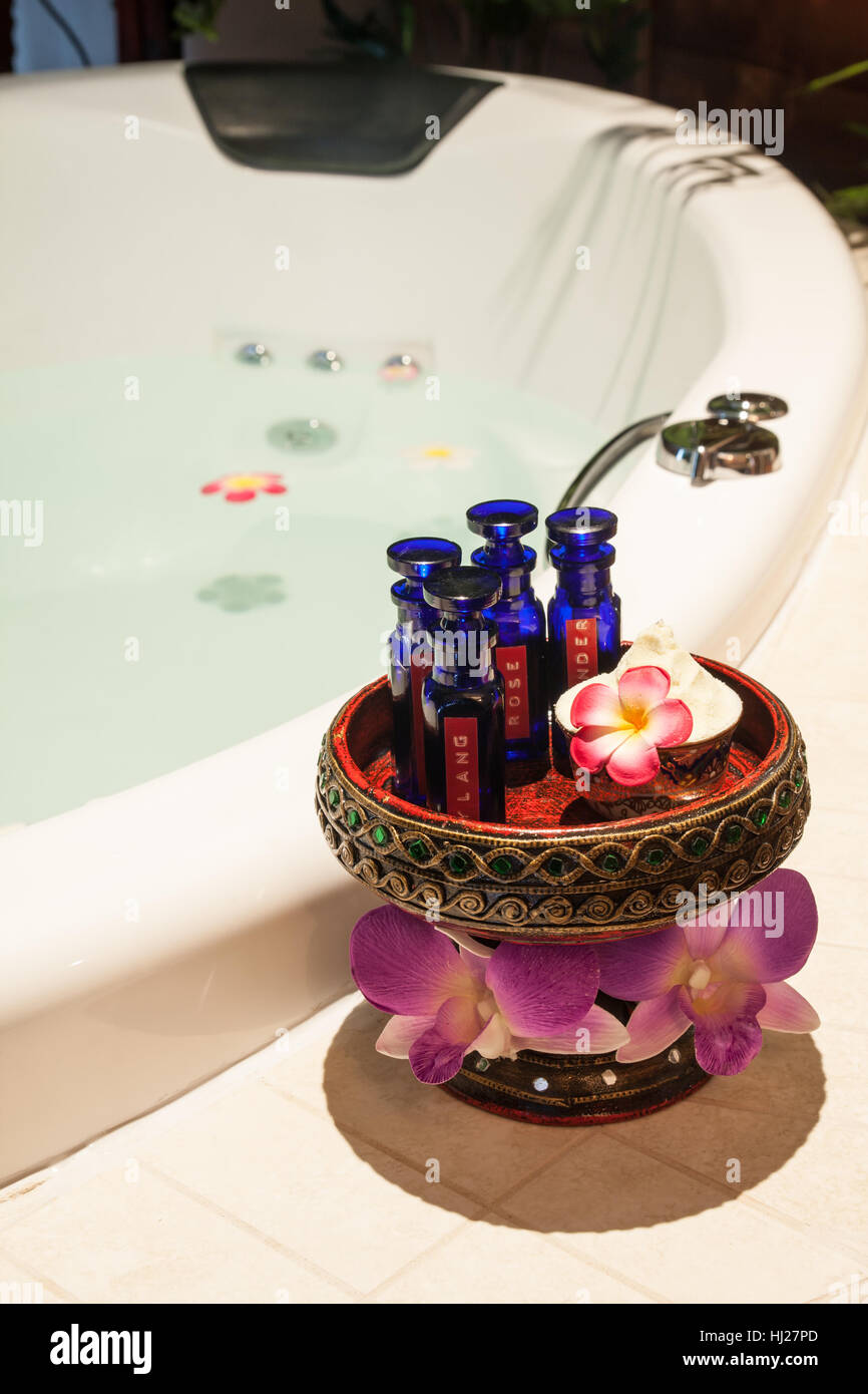 Set thai spa hi-res stock photography and images - Alamy