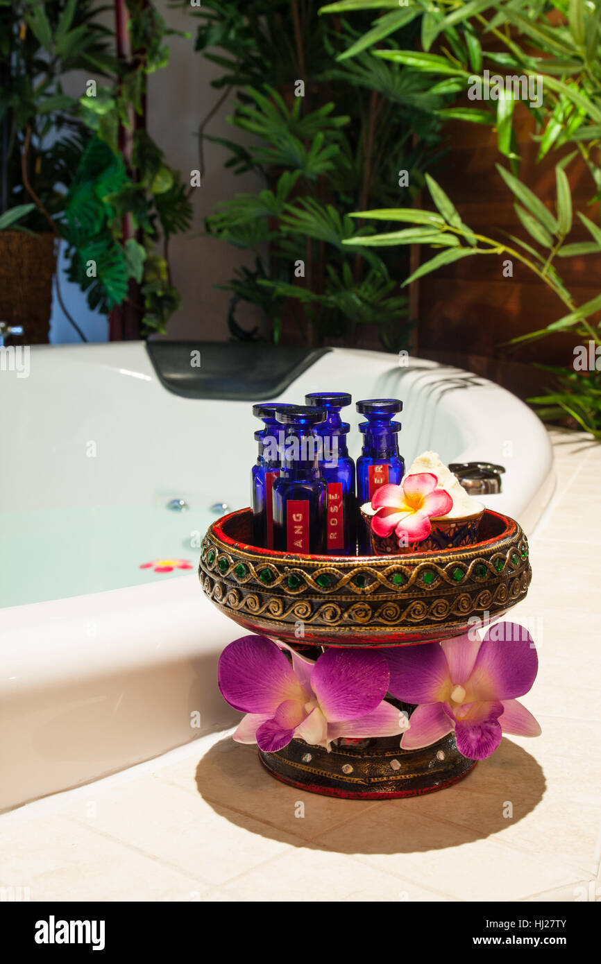 Set thai spa hi-res stock photography and images - Alamy