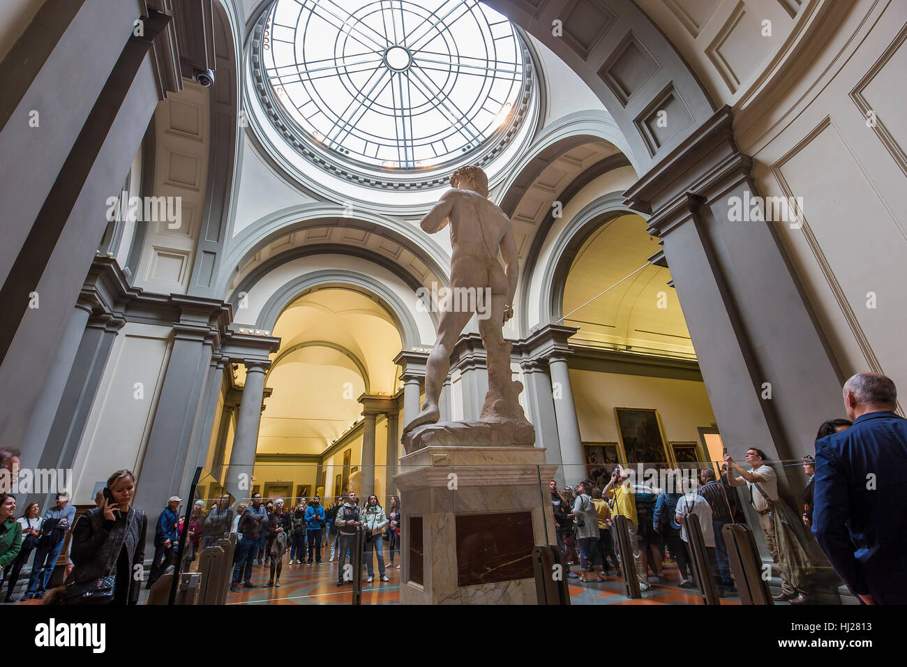 FLORENCE, ITALY, OCTOBER 24, 2015 : Michelangelo David statue in ...