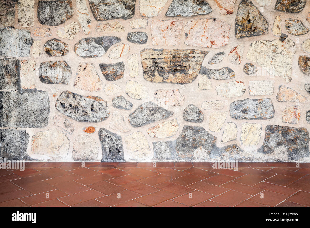 Stone castle interior hi-res stock photography and images - Alamy