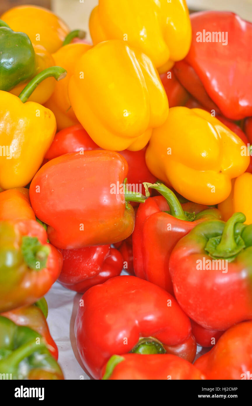 Pepper vegetables food, red yellow or green Stock Photo - Alamy