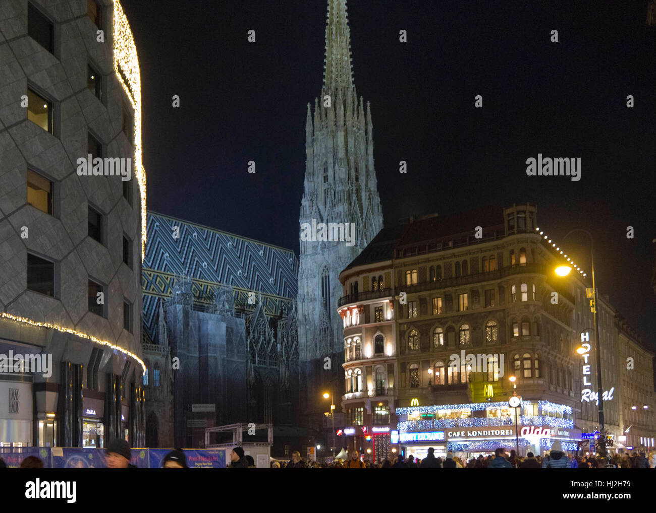 Stephanplatz hi-res stock photography and images - Alamy