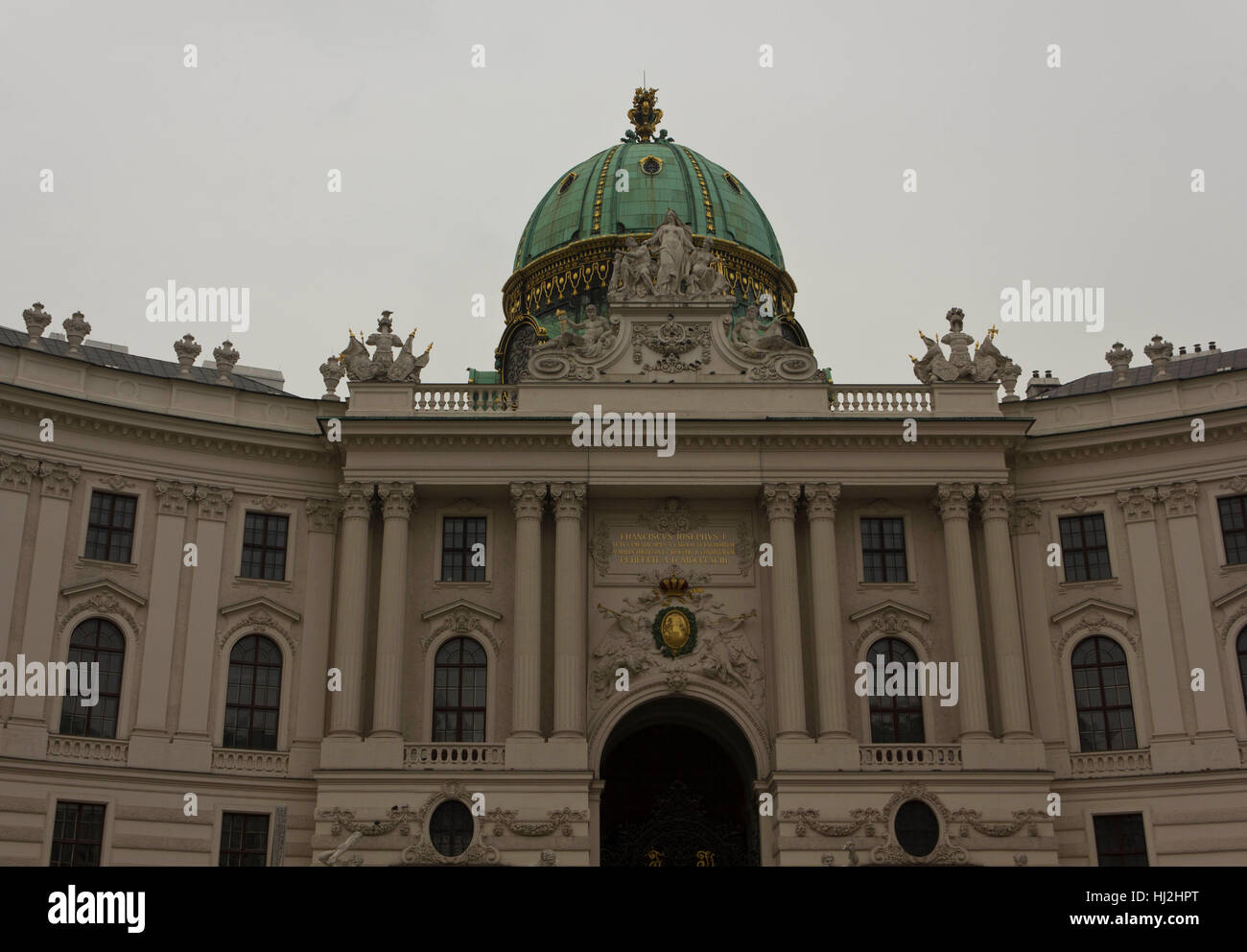 VIENNA, AUSTRIA - JANUARY 3 2016: Architectural detail of the imperial ...
