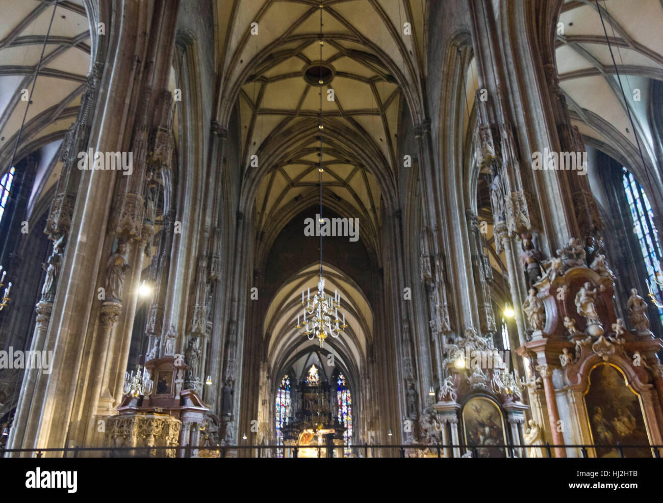 VIENNA, AUSTRIA - JANUARY 3 2016: Stephansdom cathedral interior in ...