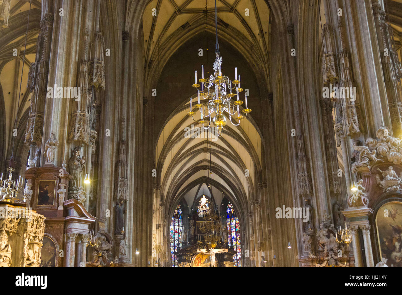 VIENNA, AUSTRIA - JANUARY 3 2016: Stephansdom cathedral interior in ...