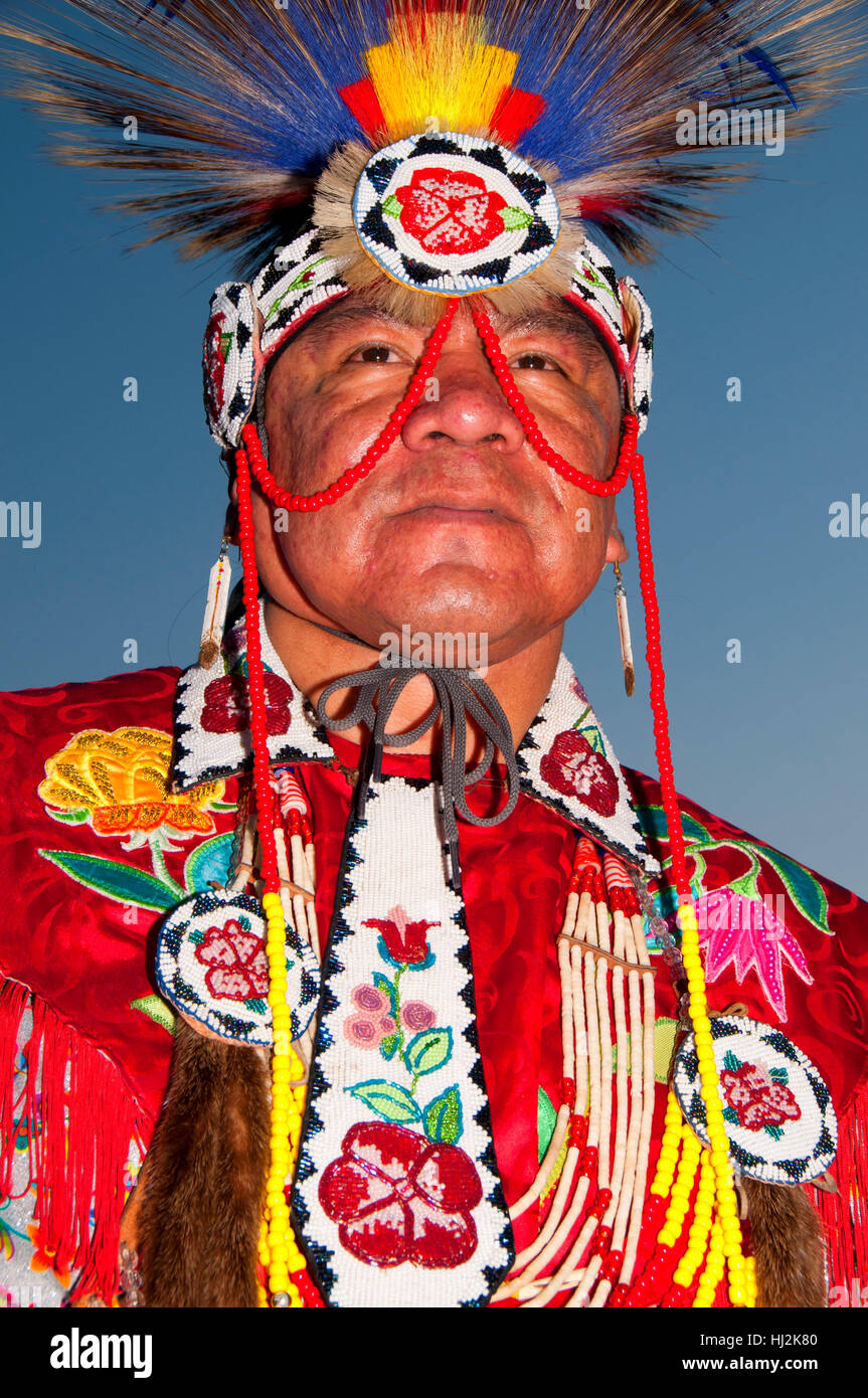 Confederated tribes of warm springs hi-res stock photography and images ...