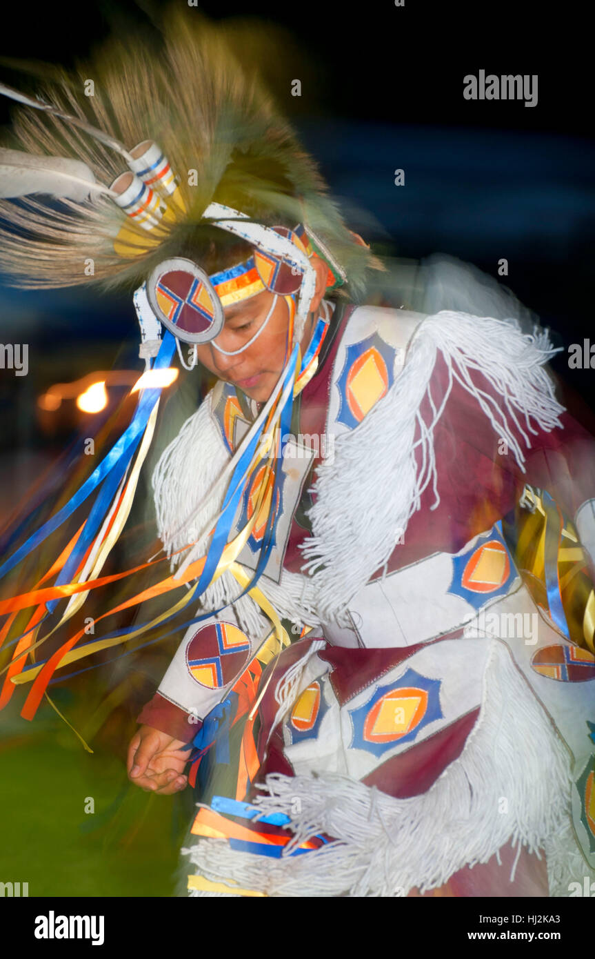 Boy dancing in regalia, Pi-Ume-Sha Treaty Days, Warm Springs Indian ...