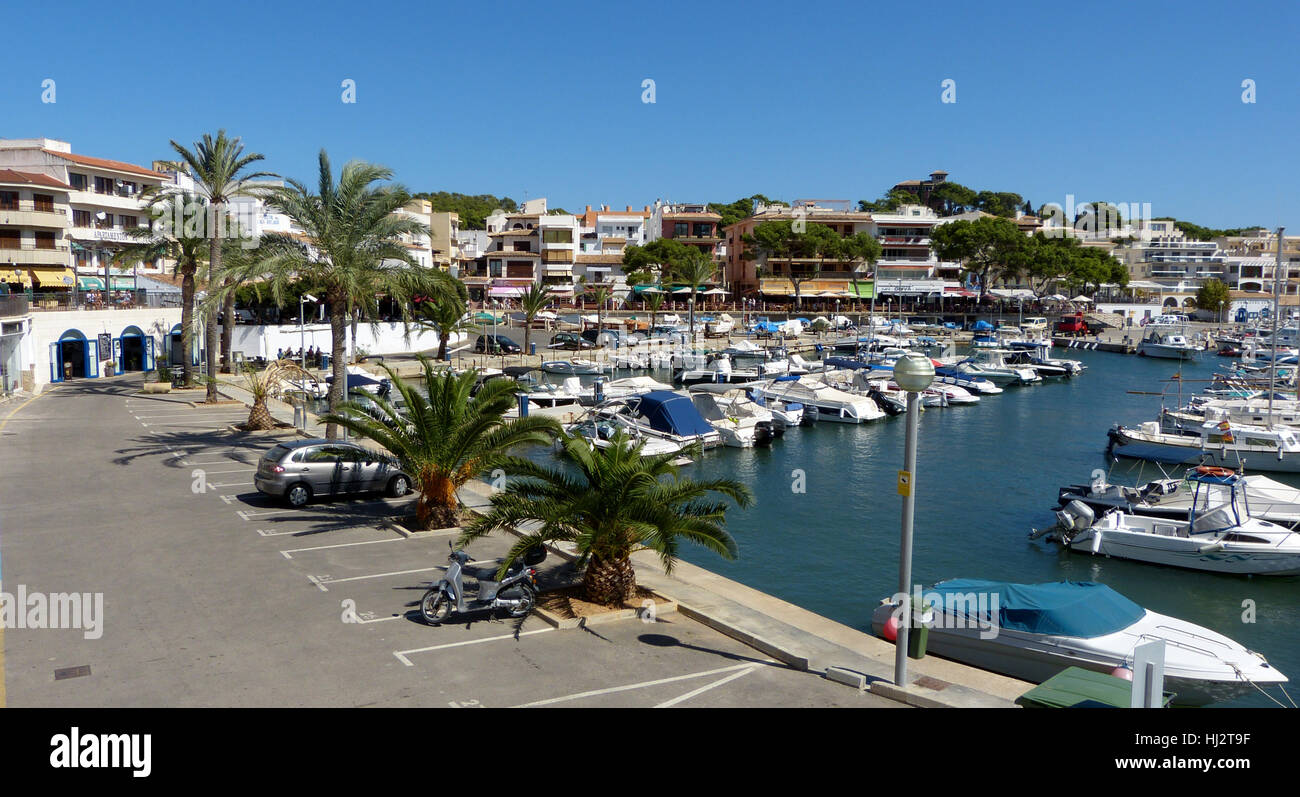 Cala rajada harbor hi-res stock photography and images - Alamy