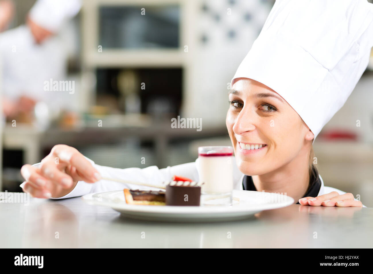 cook,pastry chef,in restaurant kitchen Stock Photo - Alamy