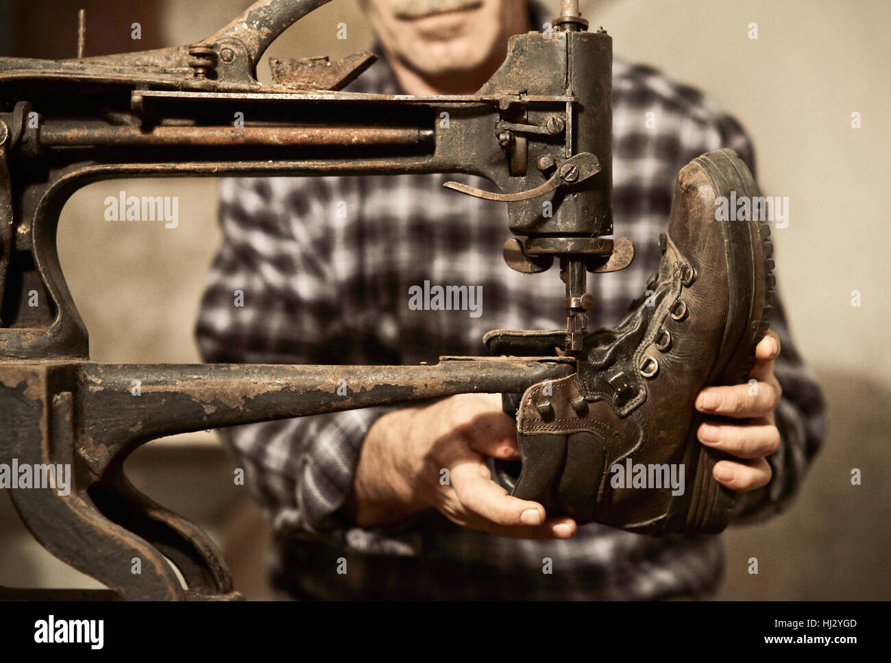 tool, craftsman, tradesman, handicraftsman, tradition, shoemaker, man ...