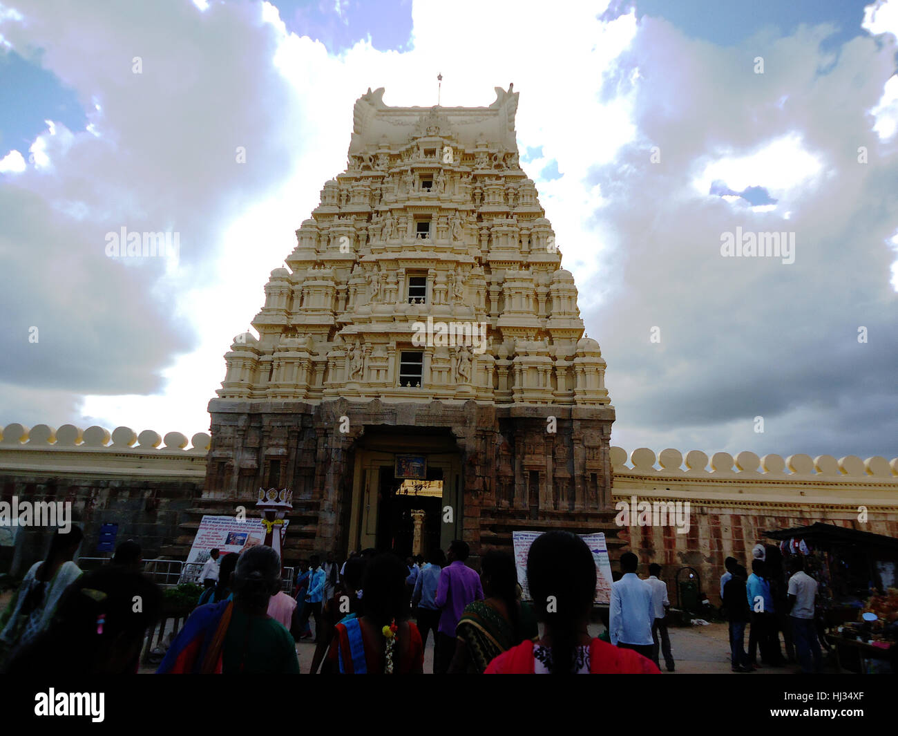 The Murudeshwara temple at Karnataka, India Stock Photo - Alamy