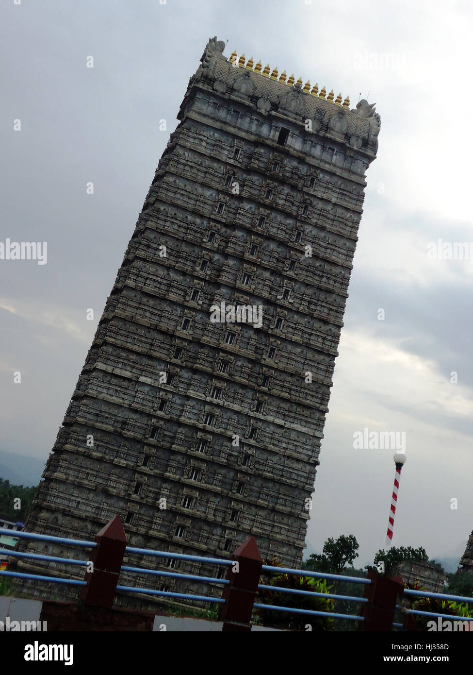 The Murudeshwara temple at Karnataka, India Stock Photo - Alamy