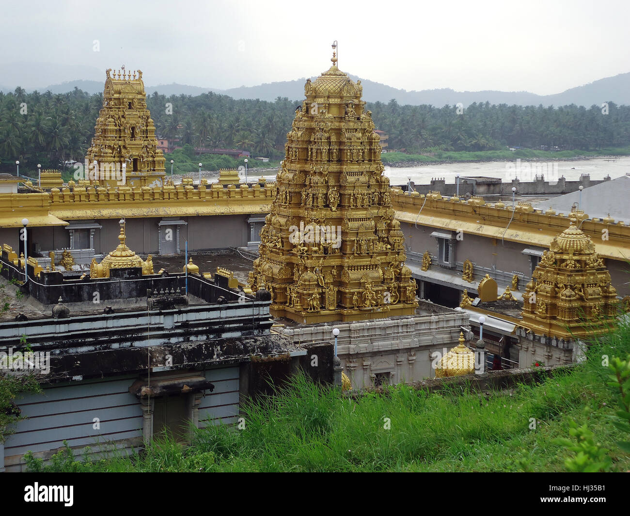 The Murudeshwara temple at Karnataka, India Stock Photo - Alamy