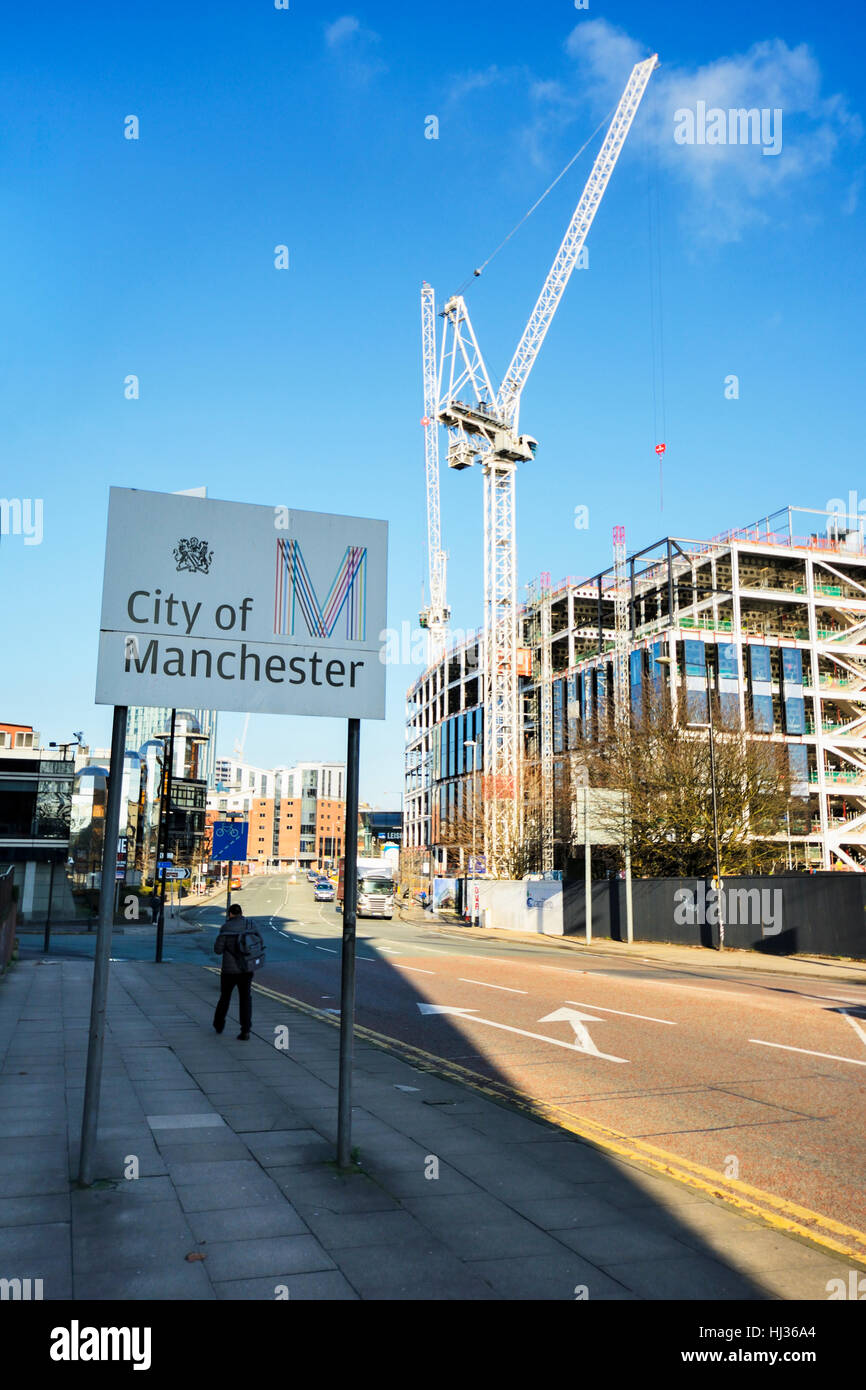 Manchester sign hi-res stock photography and images - Alamy