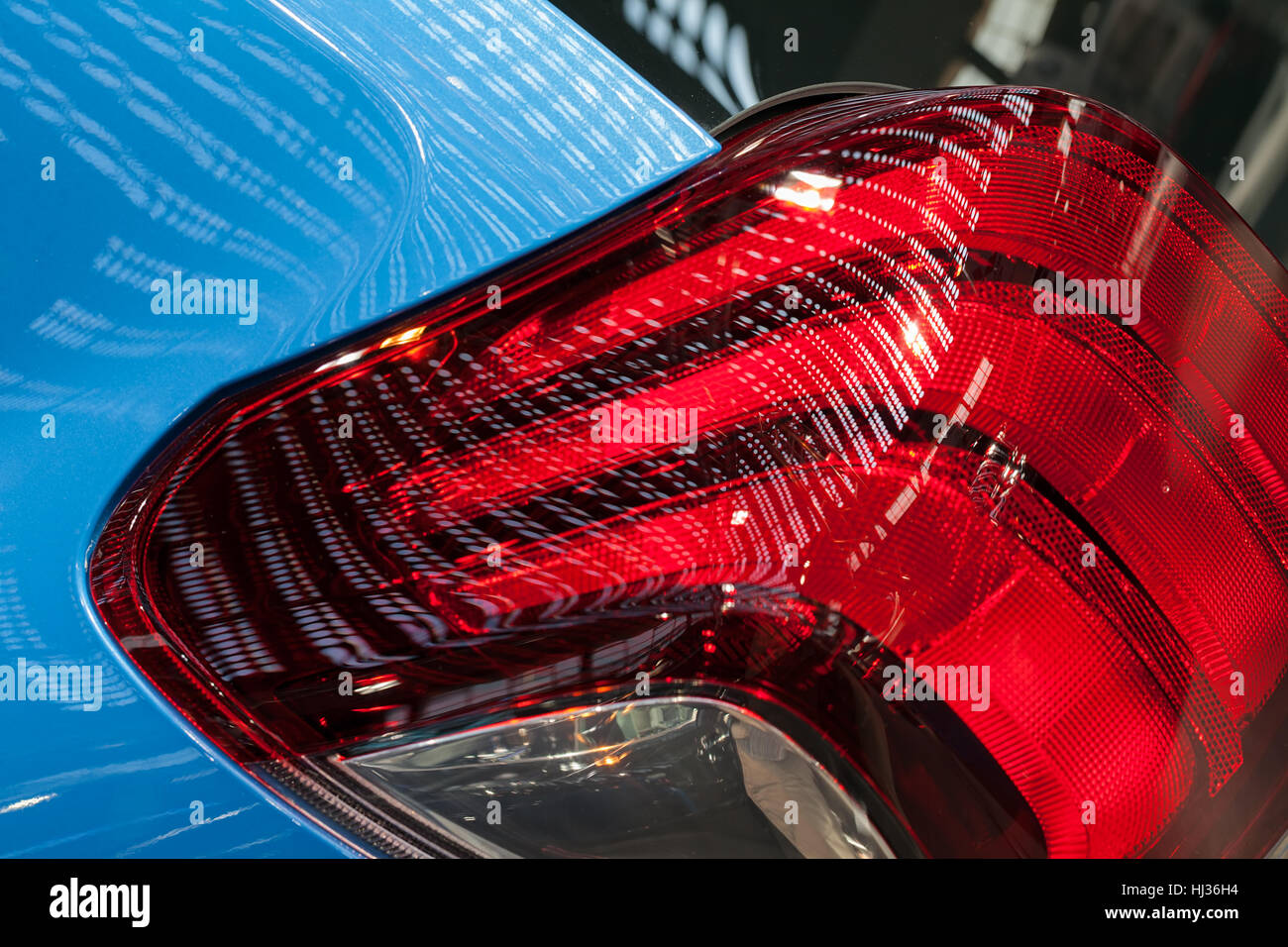 Brake lights on vehicles note hi-res stock photography and images - Alamy