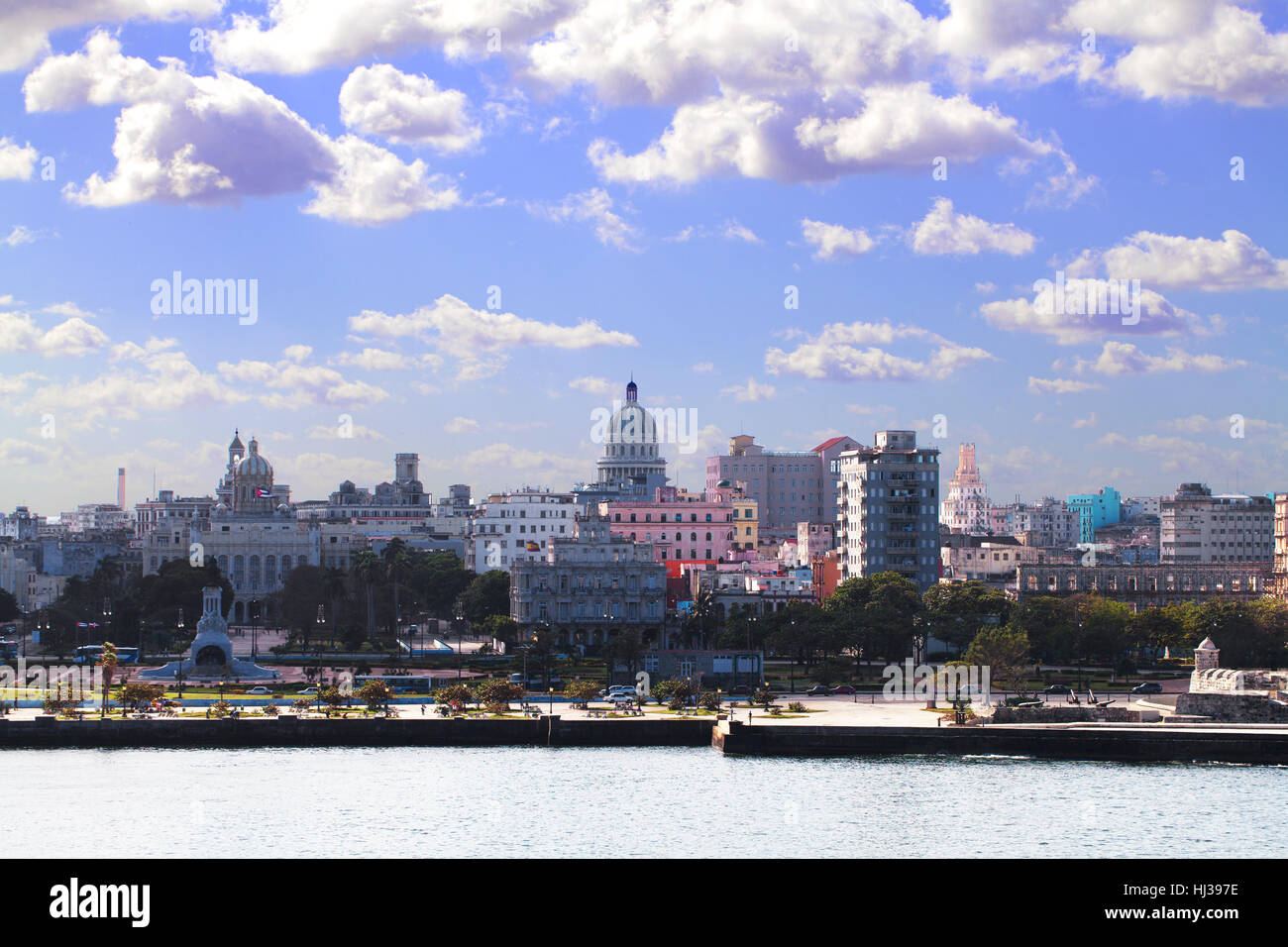 caribbean cuba havana skyline view Stock Photo - Alamy