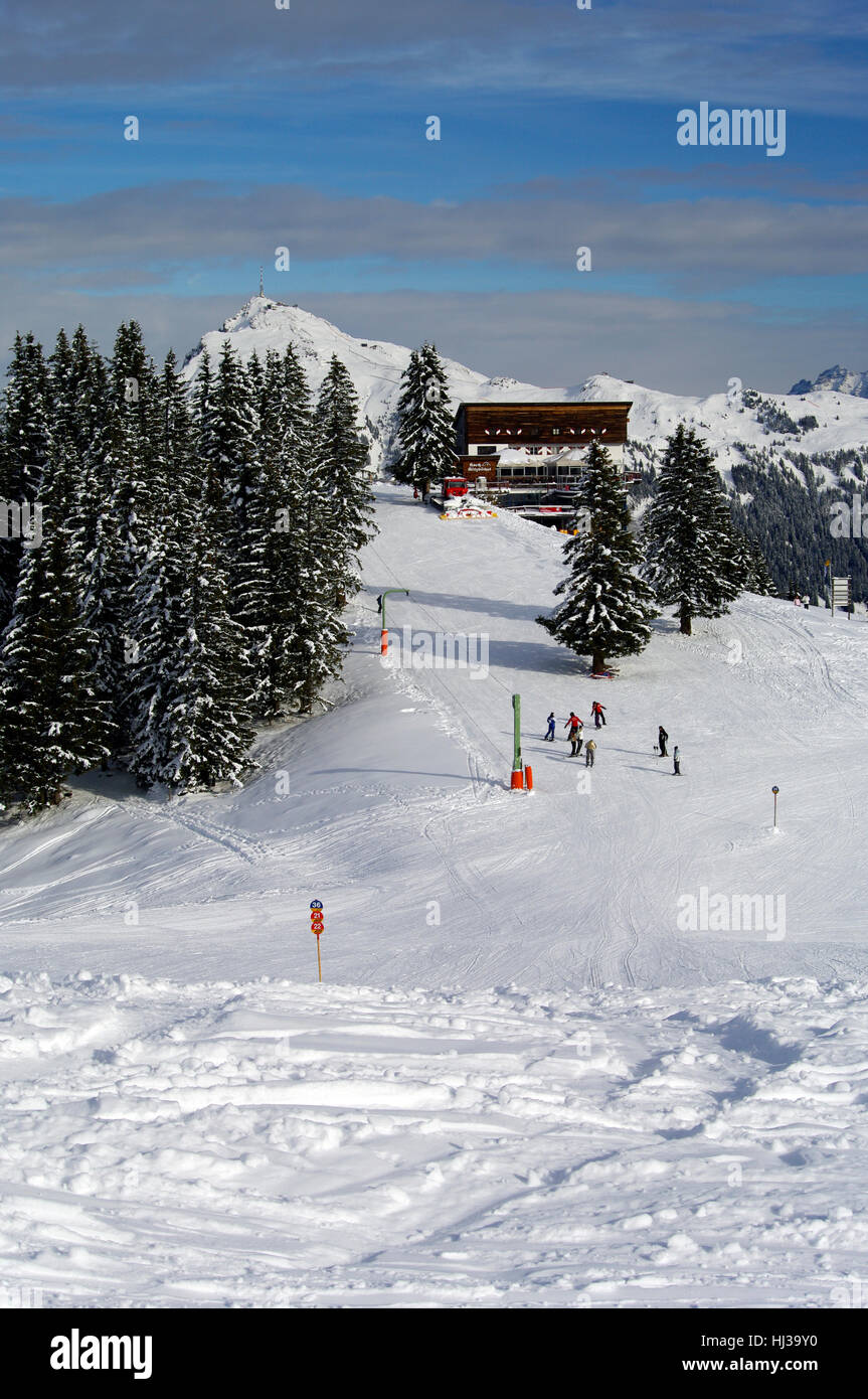 Kitzbuehel streif hi-res stock photography and images - Alamy
