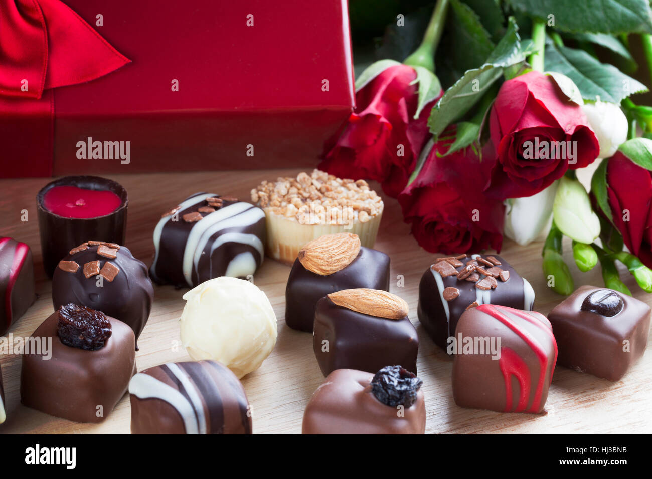 present, food, aliment, sweet, sweets, flower, plant, rose, romantic ...