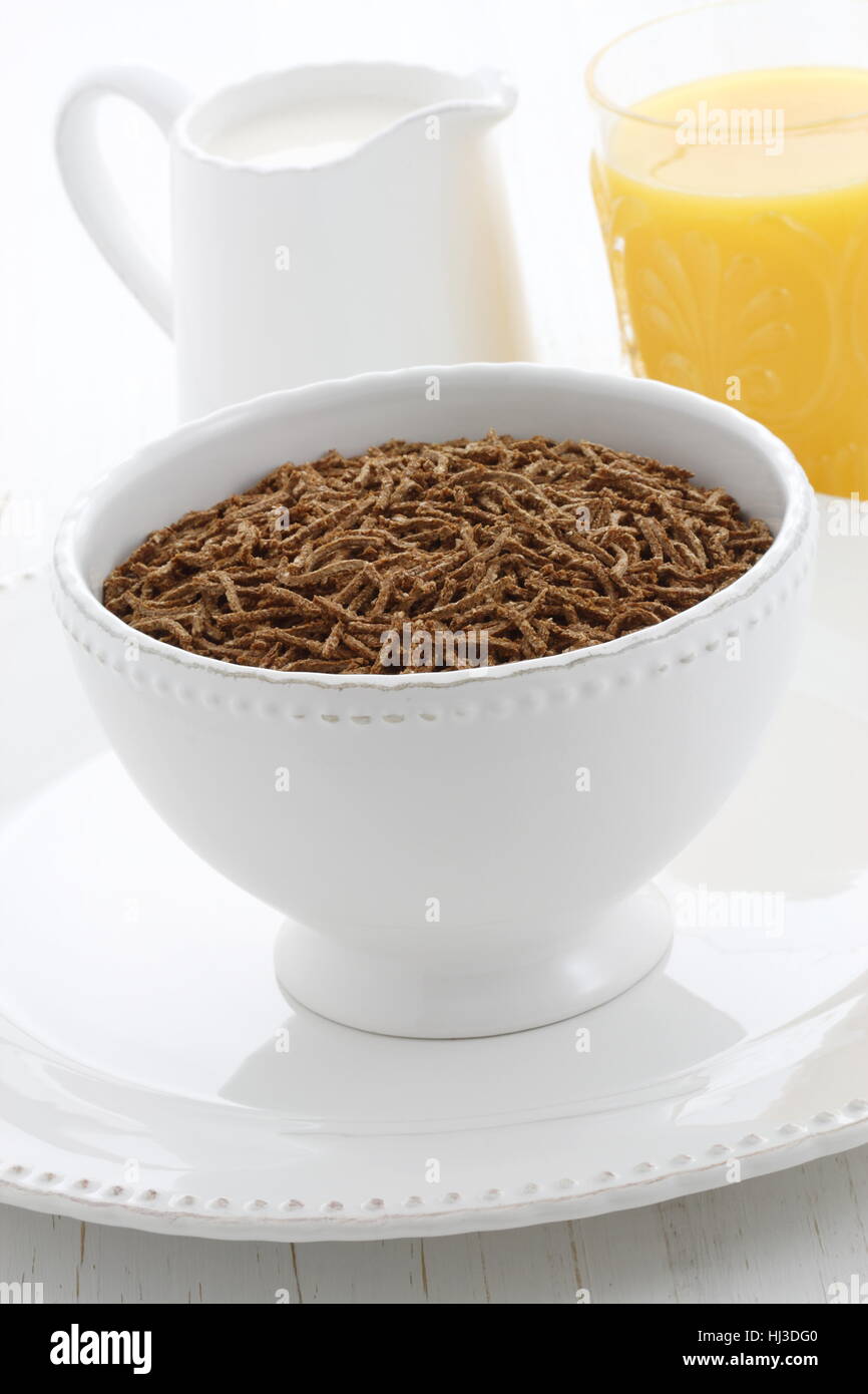 Delicious and nutritious bran cereal, this healthy meal will be an aid ...