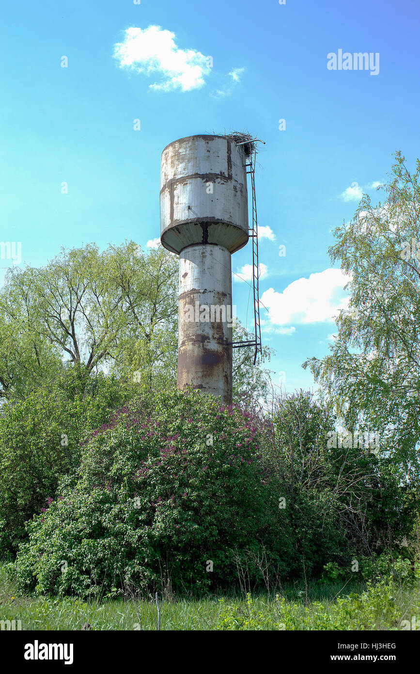 Steel tower green hi-res stock photography and images - Alamy