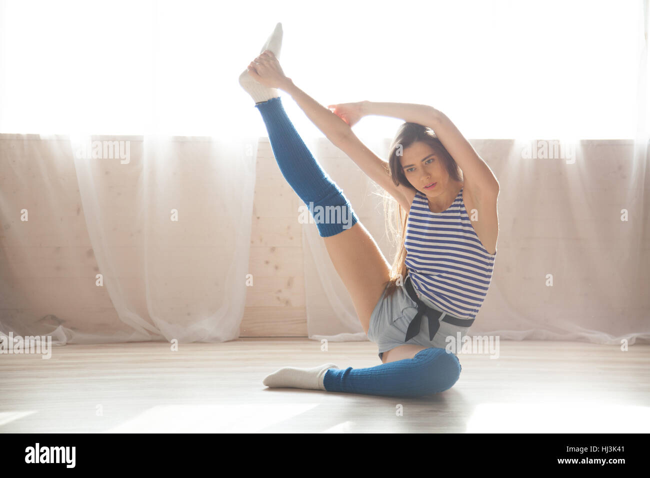 Passive stretching hi-res stock photography and images - Alamy