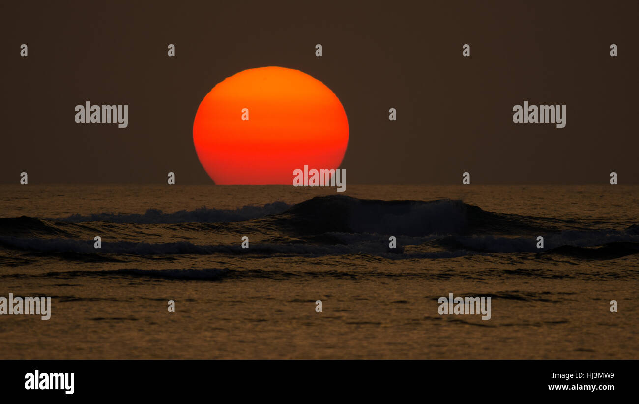 Sunset over Ala Moana Beach, Honolulu, Oahu, Hawaii, USA Stock Photo ...
