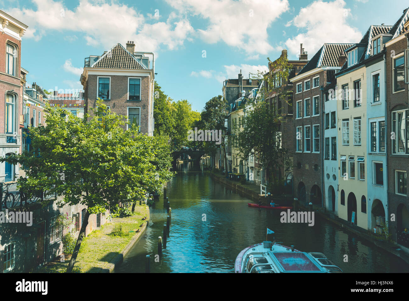 Traditional picturesque dutch canal hi-res stock photography and images ...