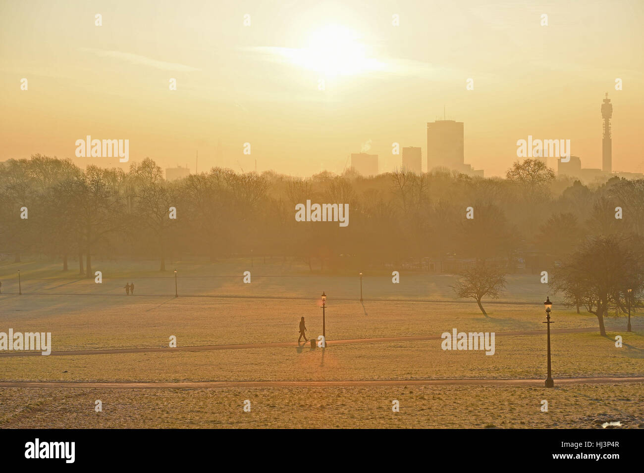 A frosty sunrise over Primrose Hill in London, as some rural areas are ...