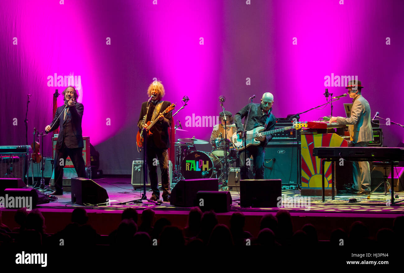 Waterboys hi-res stock photography and images - Alamy