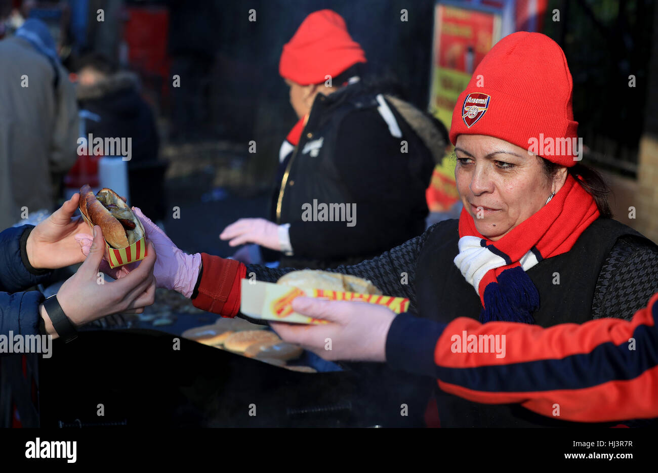 Stadium ahead premier league match emirates stadium hi-res stock ...