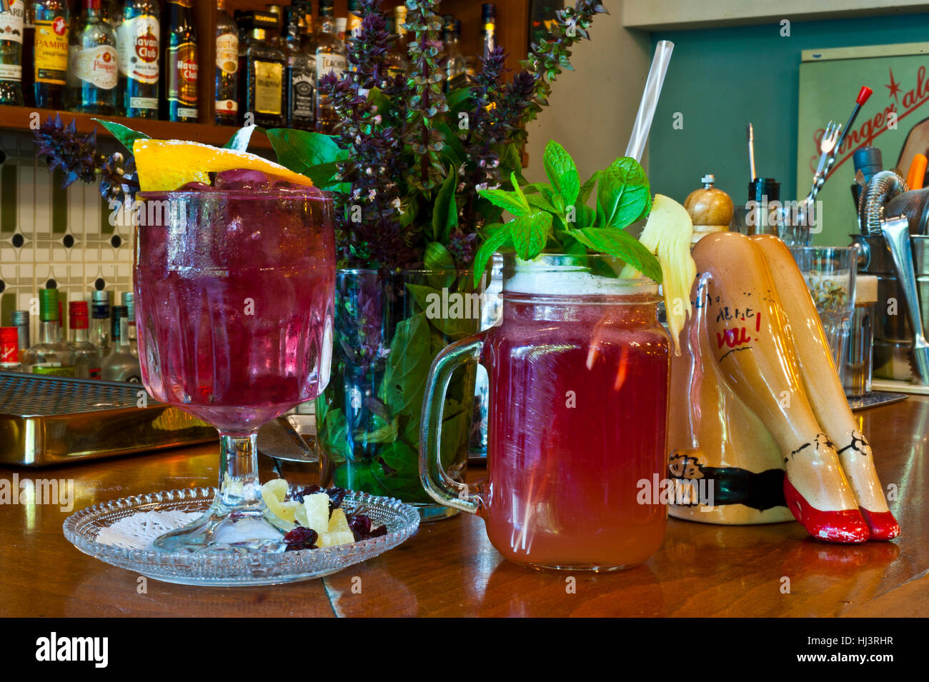 Vintage ginger ale hi-res stock photography and images - Alamy