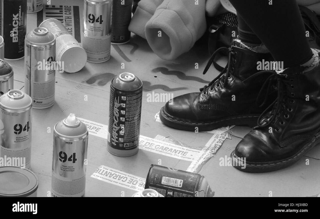 Cans Spray Paint High Resolution Stock Photography and Images - Alamy