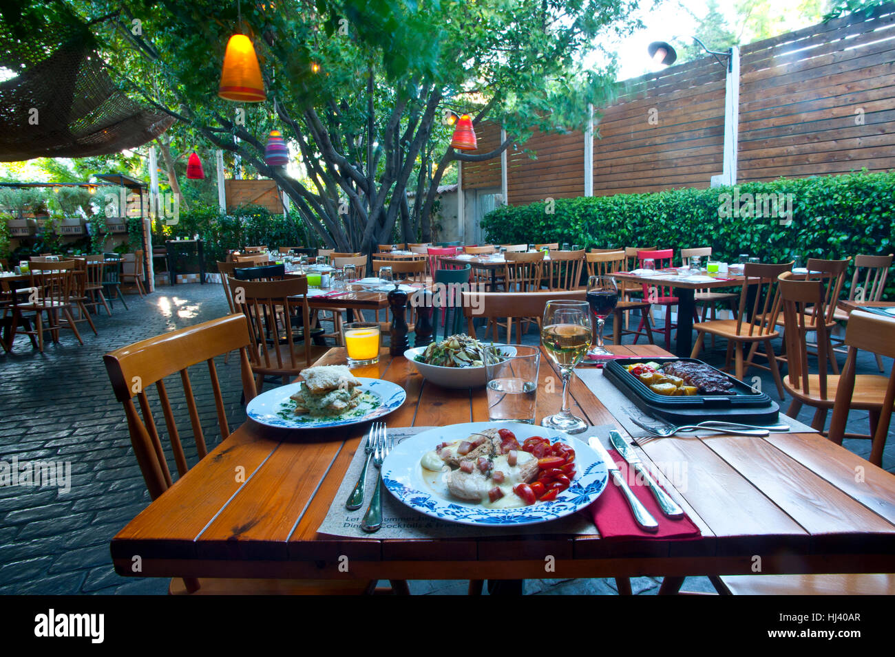 Europe greece kifisia stofa restaurant hi-res stock photography and ...
