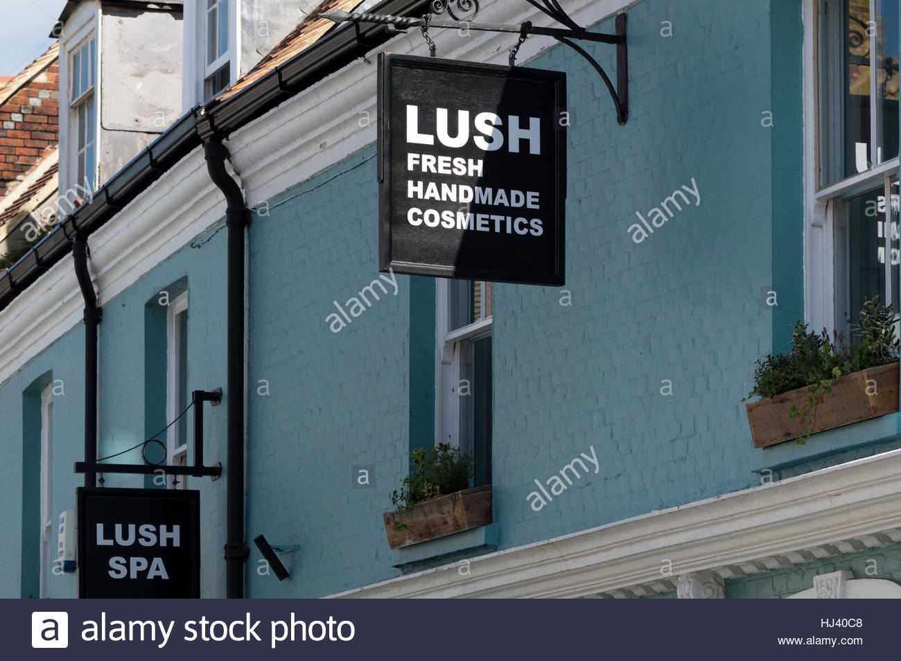 Lush Handmade Cosmetics Shop Store Stock Photos & Lush Handmade ...