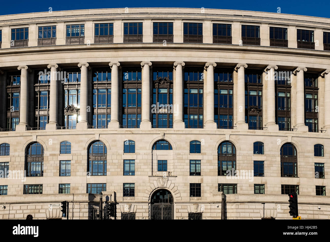 Unilever building london hi-res stock photography and images - Alamy