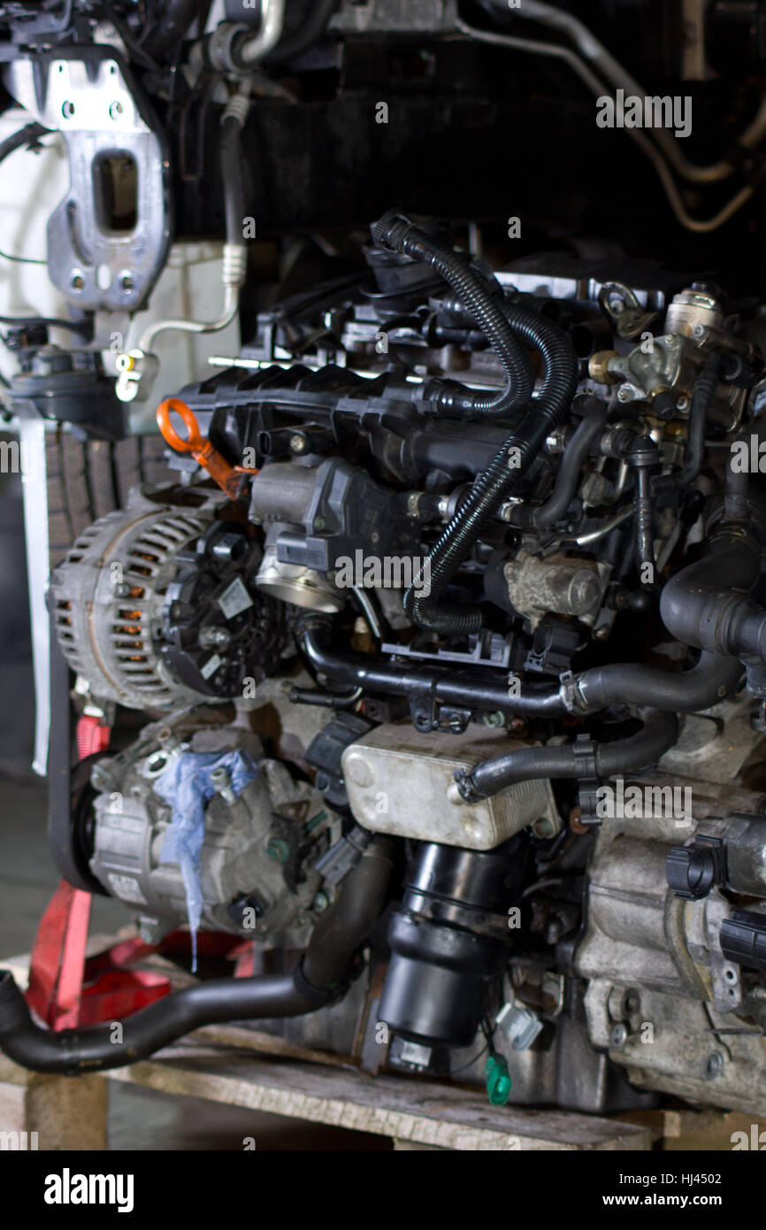 Autooel hi-res stock photography and images - Alamy