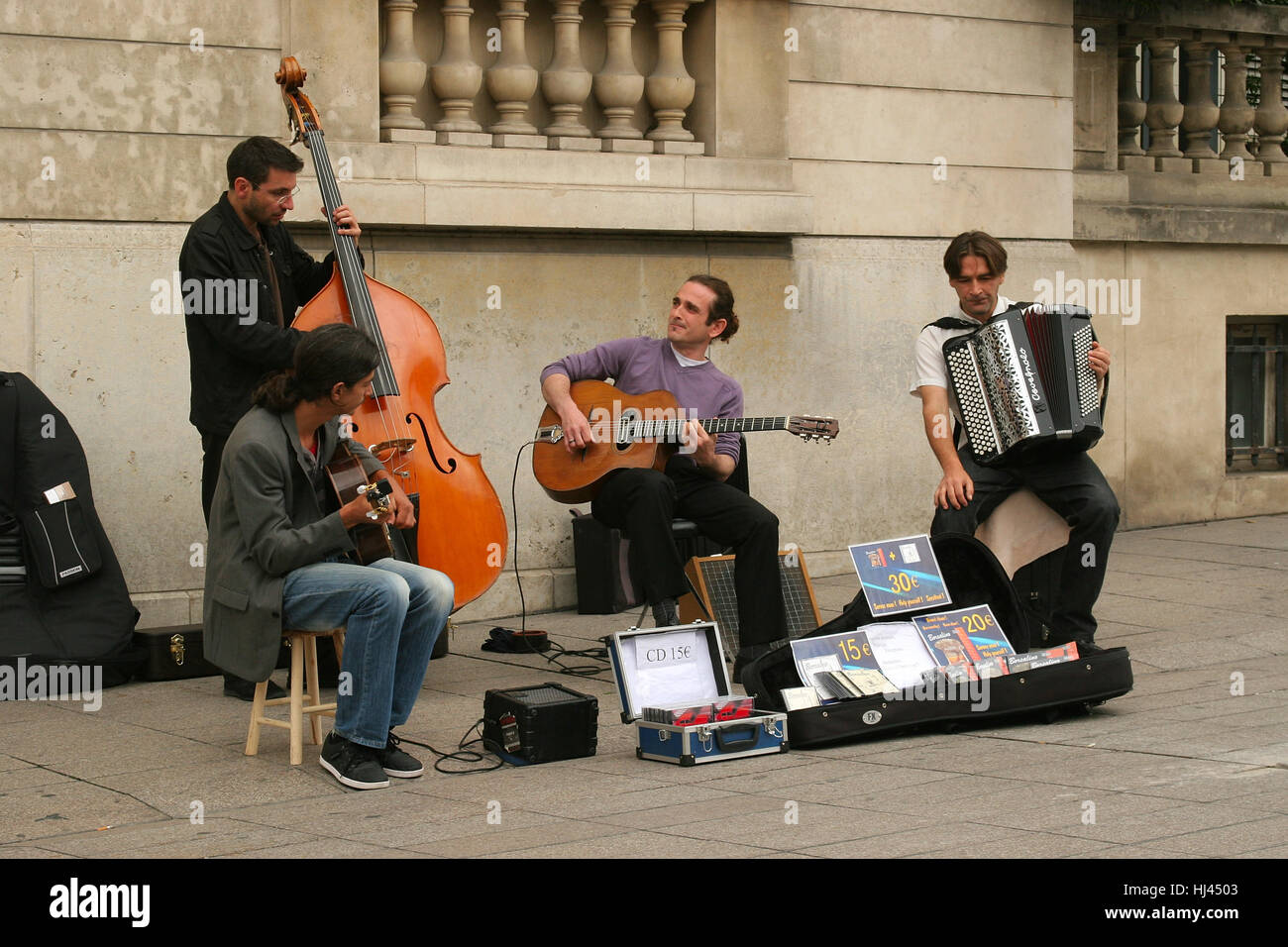 Gypsy and street hi-res stock photography and images - Alamy
