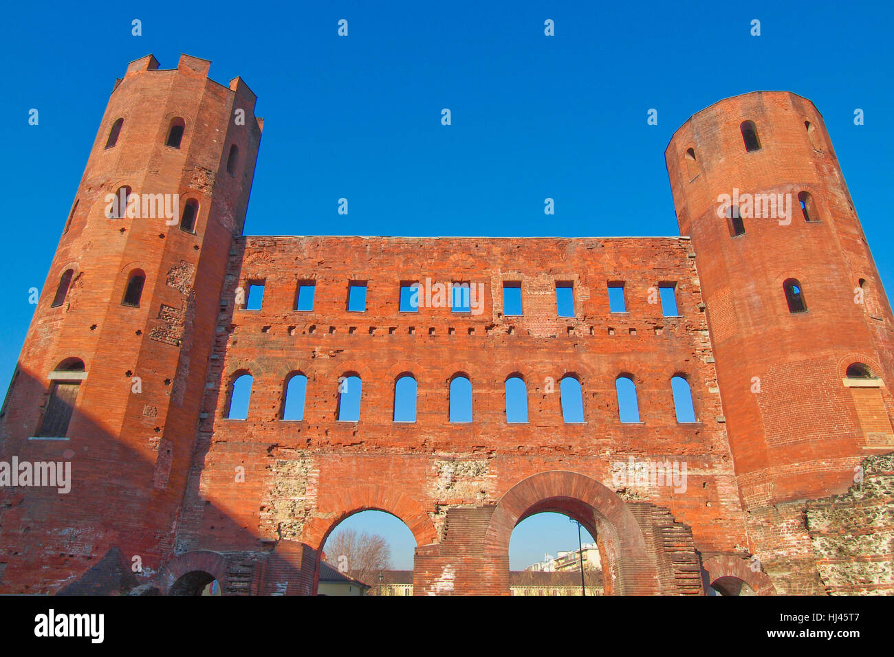 city, town, goal, passage, gate, archgway, gantry, door, europe ...