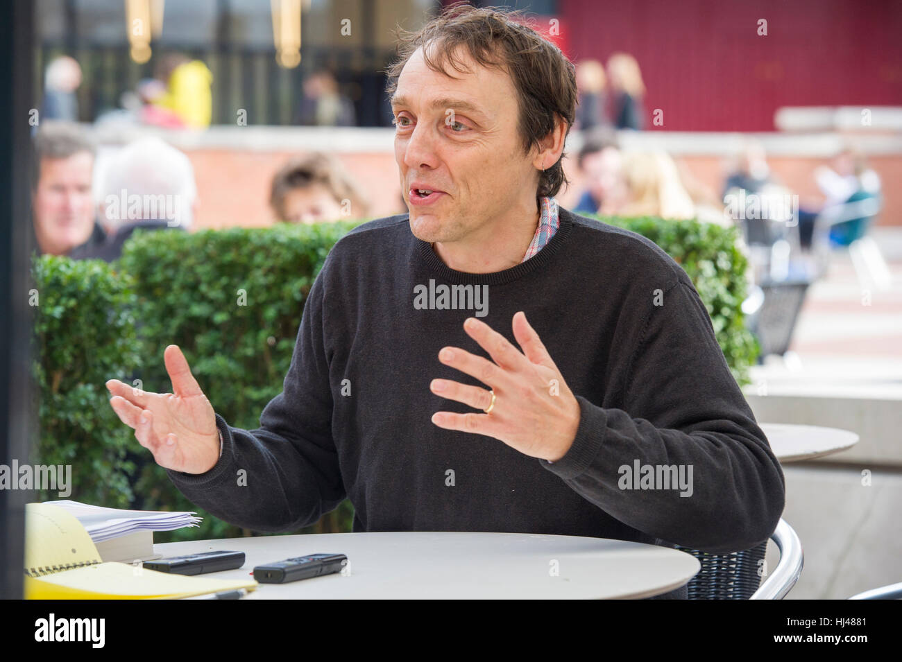Freelance science writer hi-res stock photography and images - Alamy