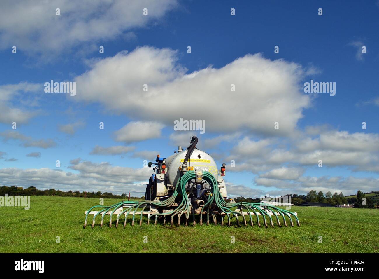 slurry tank on a farm Stock Photo - Alamy