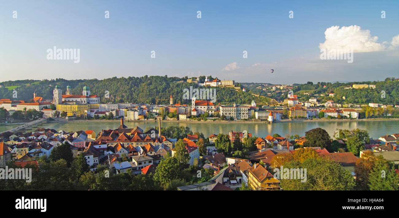 Freiluftballon hi-res stock photography and images - Alamy
