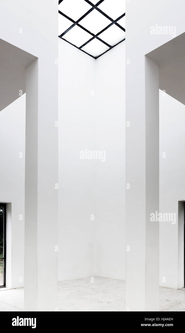 Empty hall interior with translucent ceiling Stock Photo - Alamy