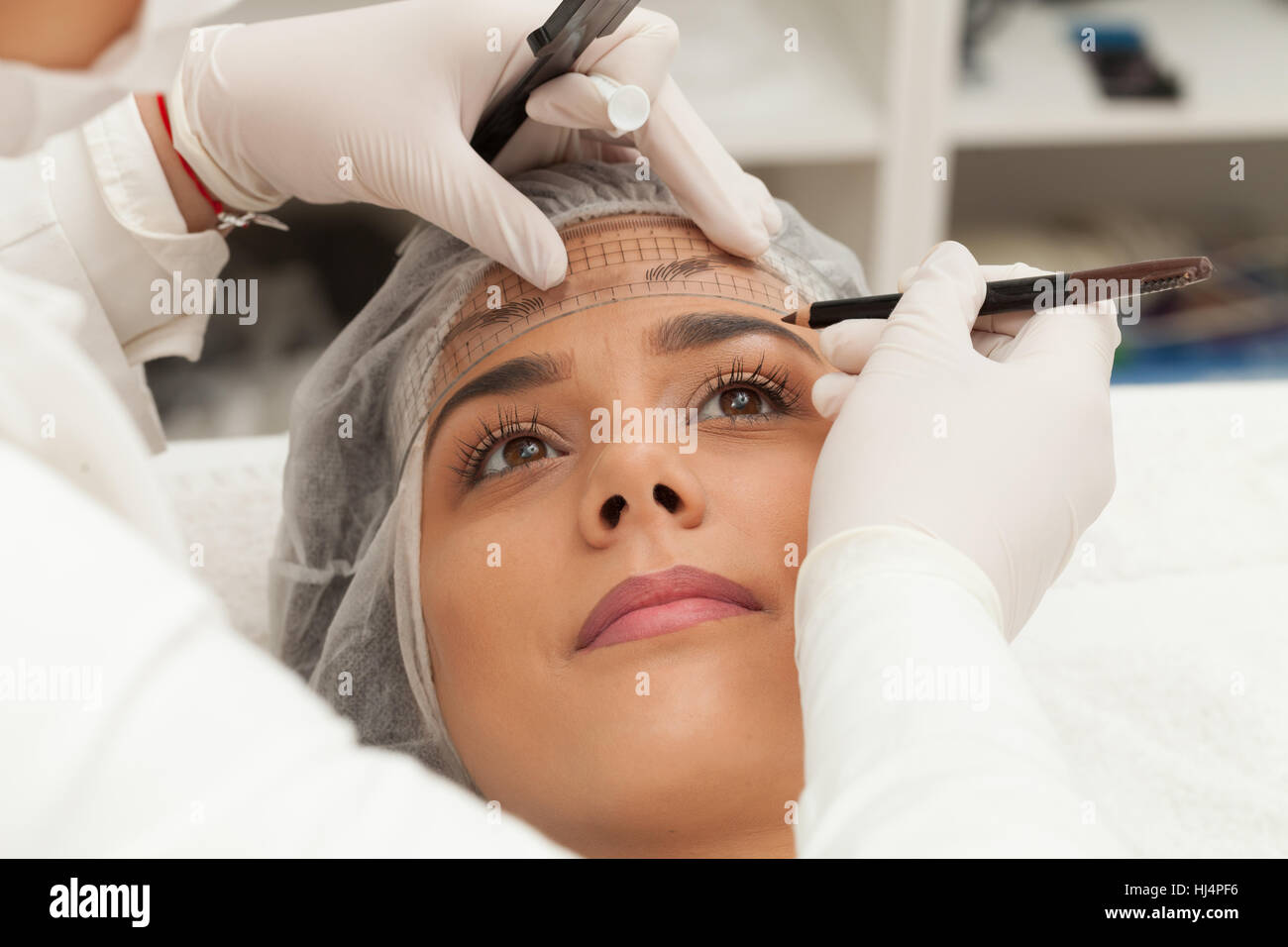 Eyebrows And Salon Stock Photos & Eyebrows And Salon Stock Images - Alamy