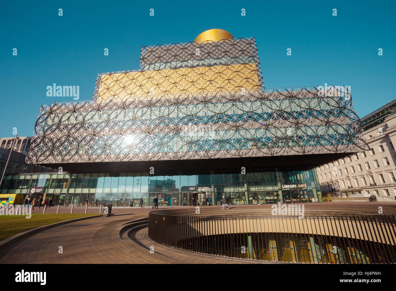 Birmingham library view hi-res stock photography and images - Alamy