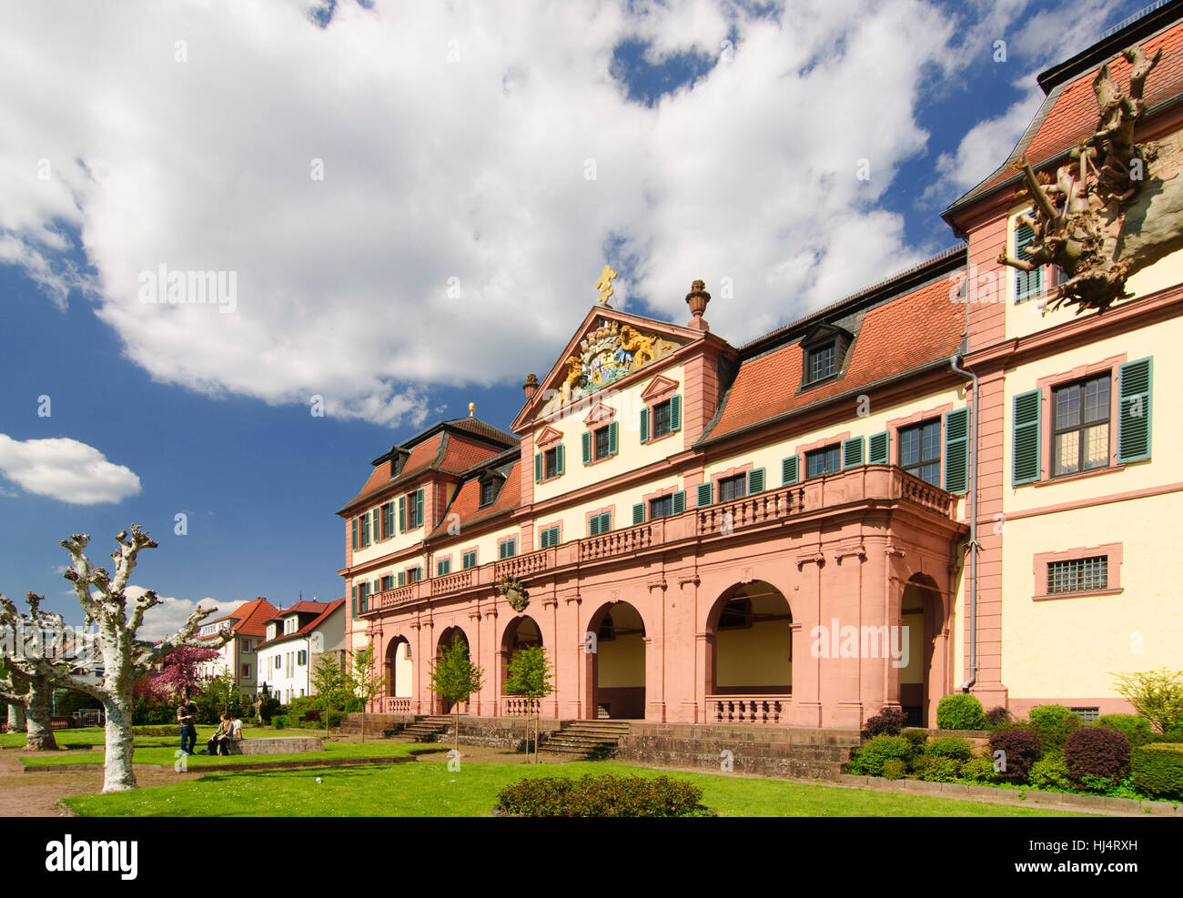 Red castle hi-res stock photography and images - Alamy
