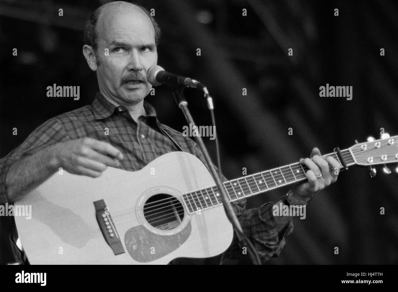 Tom Paxton High Resolution Stock Photography and Images - Alamy