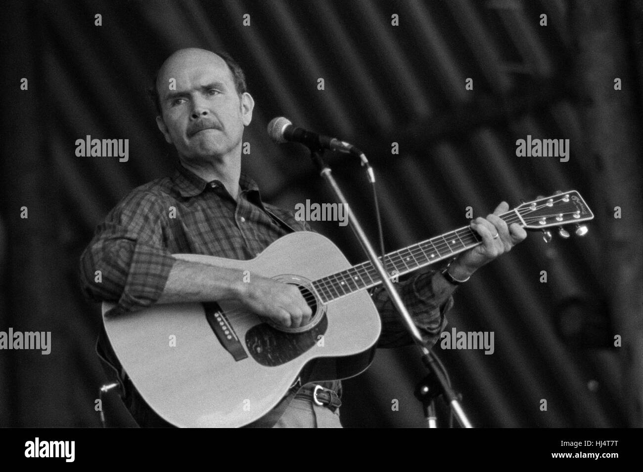 Tom Paxton High Resolution Stock Photography and Images - Alamy
