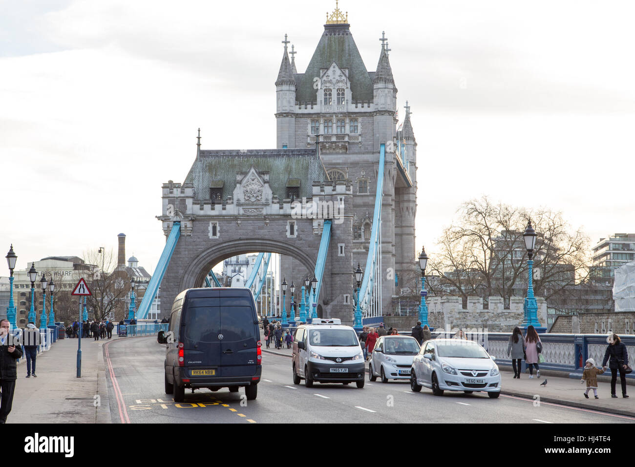 Traffic flows over Tower Bridge after reopening early after being ...